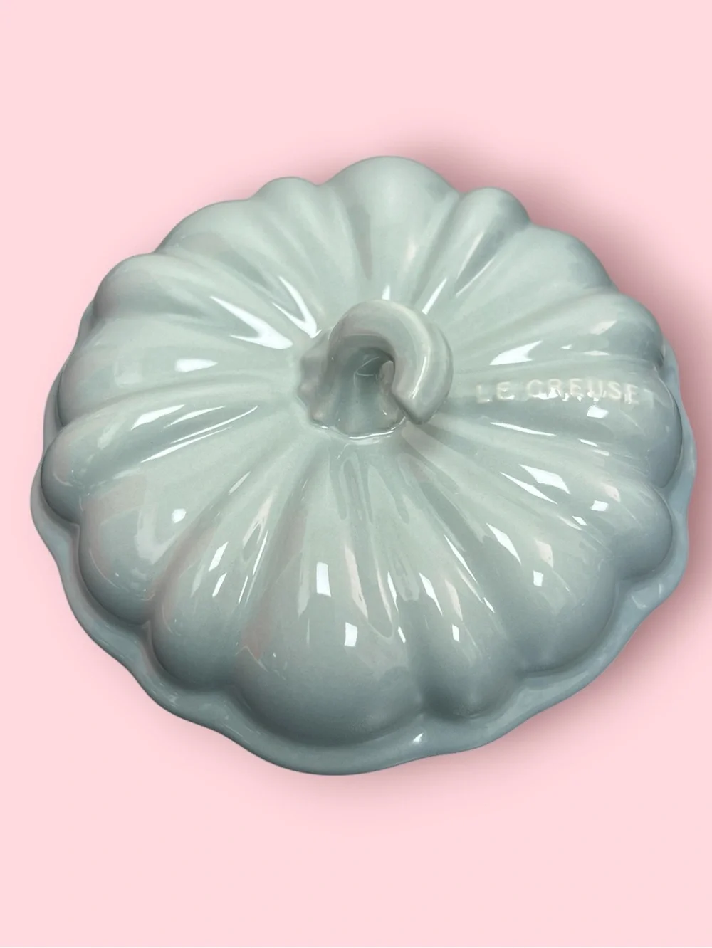 Le Creuset | Kitchen | Le Creuset Stoneware Mini Pumpkin Cocotte Sea ...
